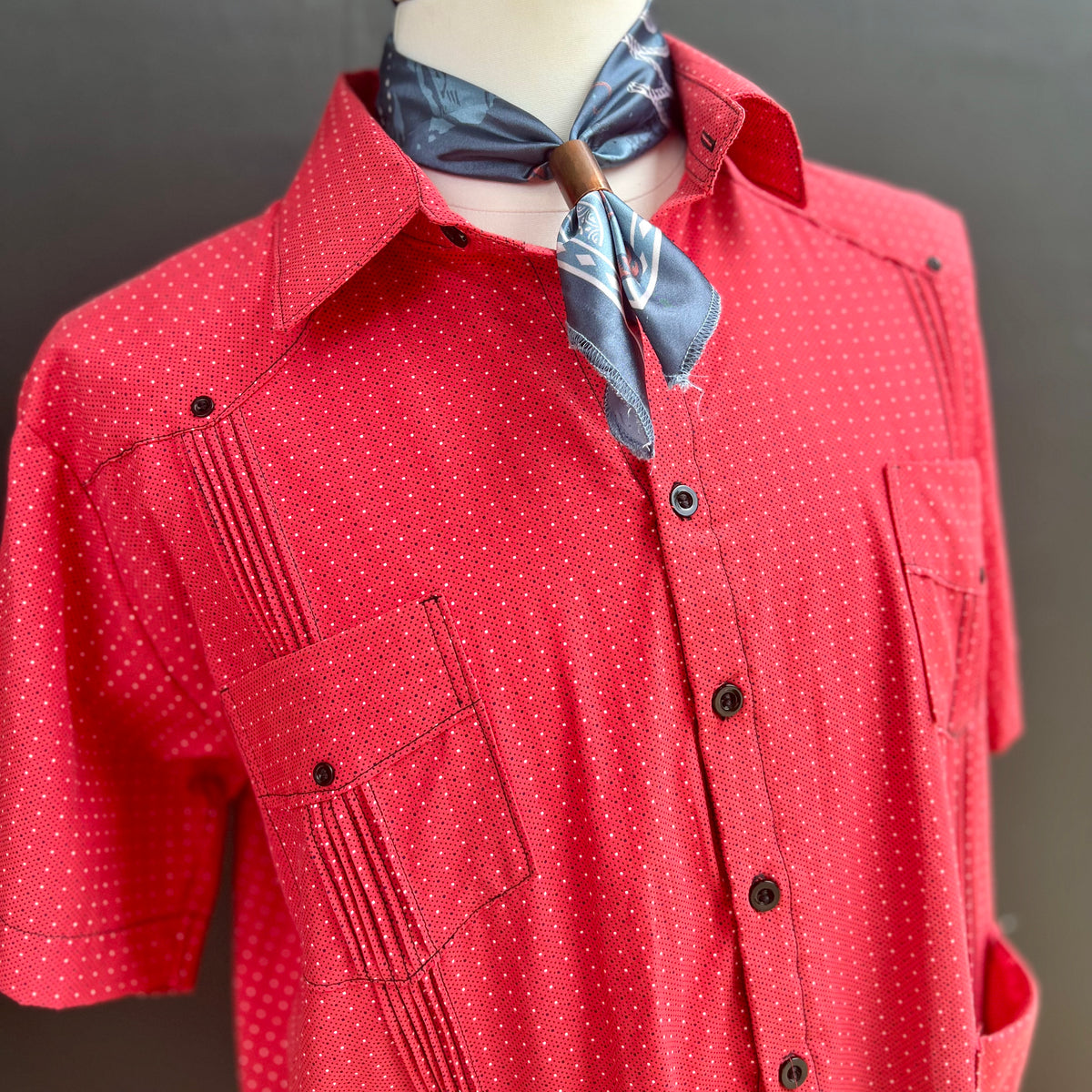 Rustic & Savage - GUAYABERA - Red and White Dots – MOO-CHILA